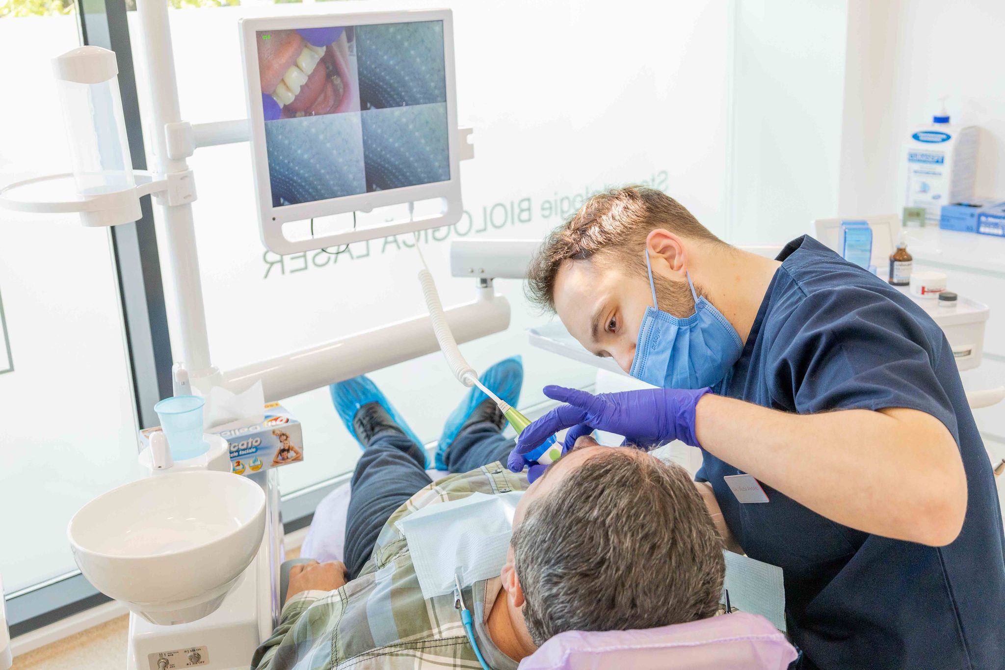 Tratament parodontoza cu laser | Protocol BIOPARO®